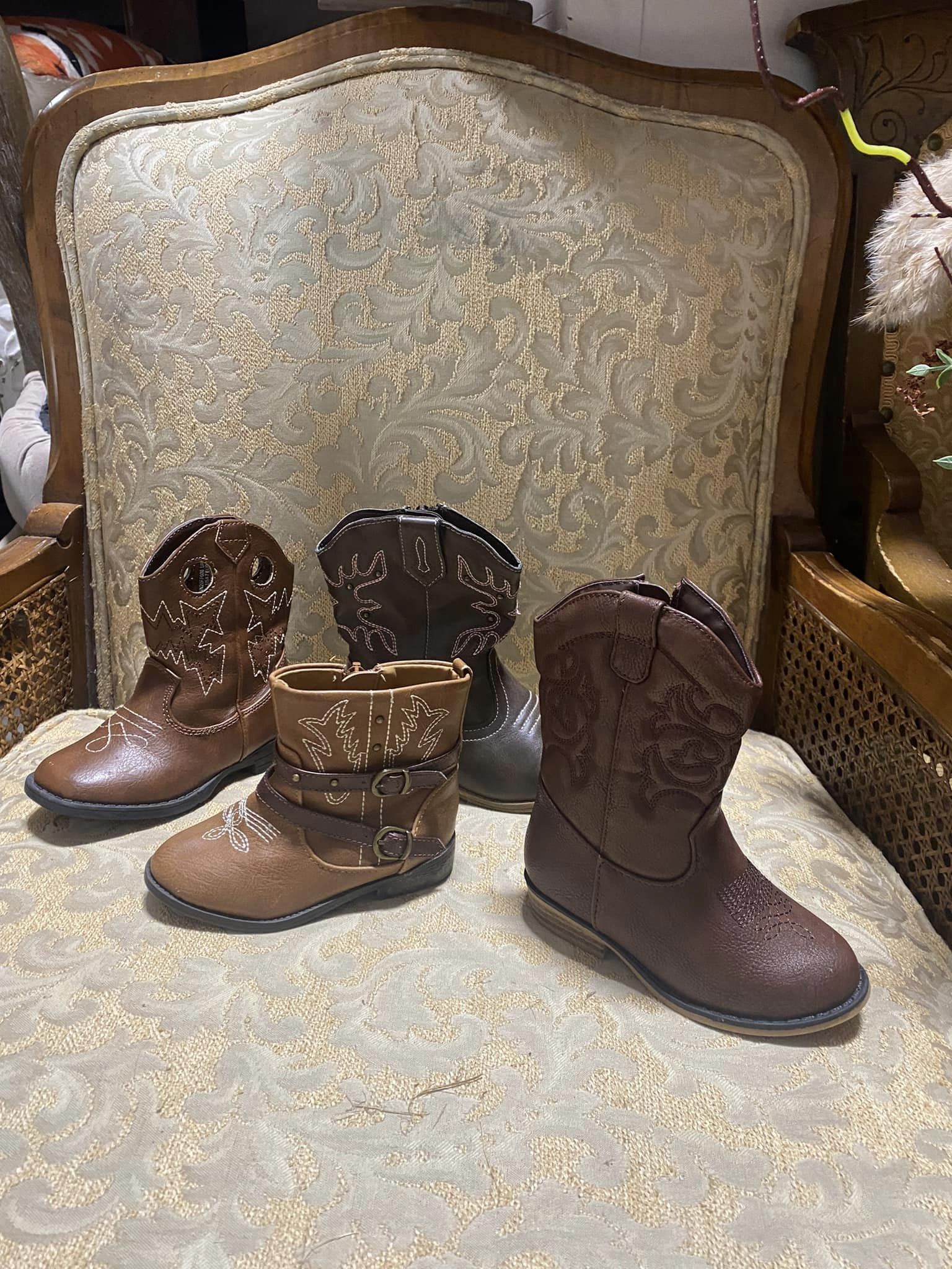 v406 small cowboy boots - For the Love of Pete – Salem, Oregon