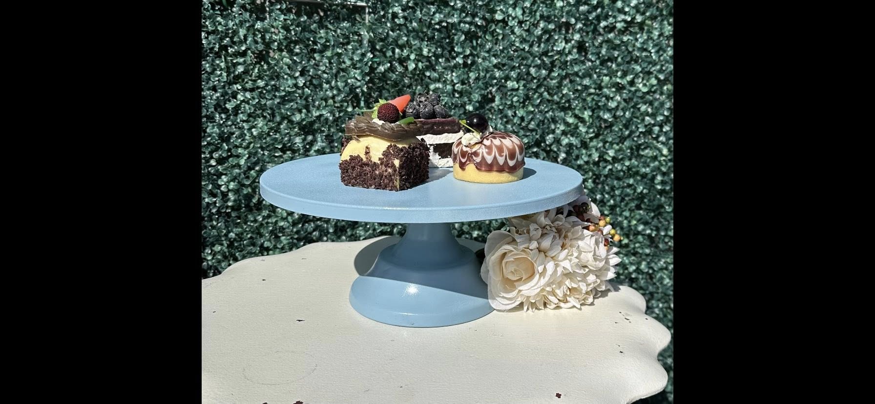 Z508 blue cake plate stand - For the Love of Pete – Salem, Oregon