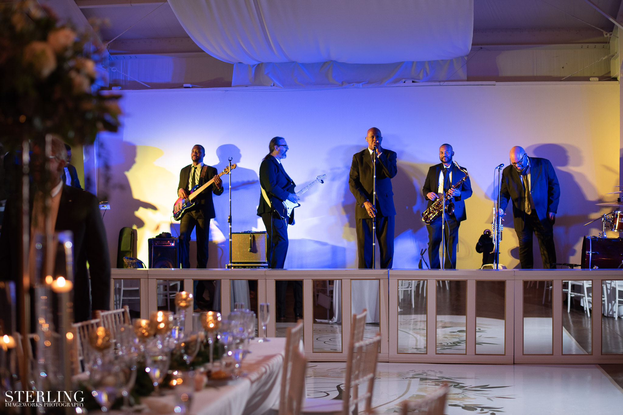 4' Stage Facade Panel Insert (Gold Framed Mirror) - Eventology