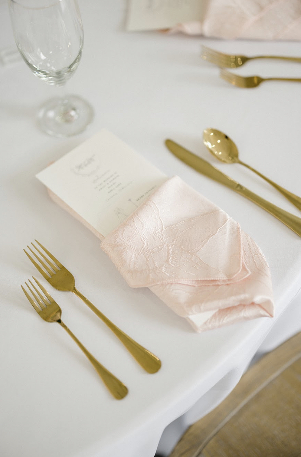 Floral Reef Jacquard in Blush - Eventology