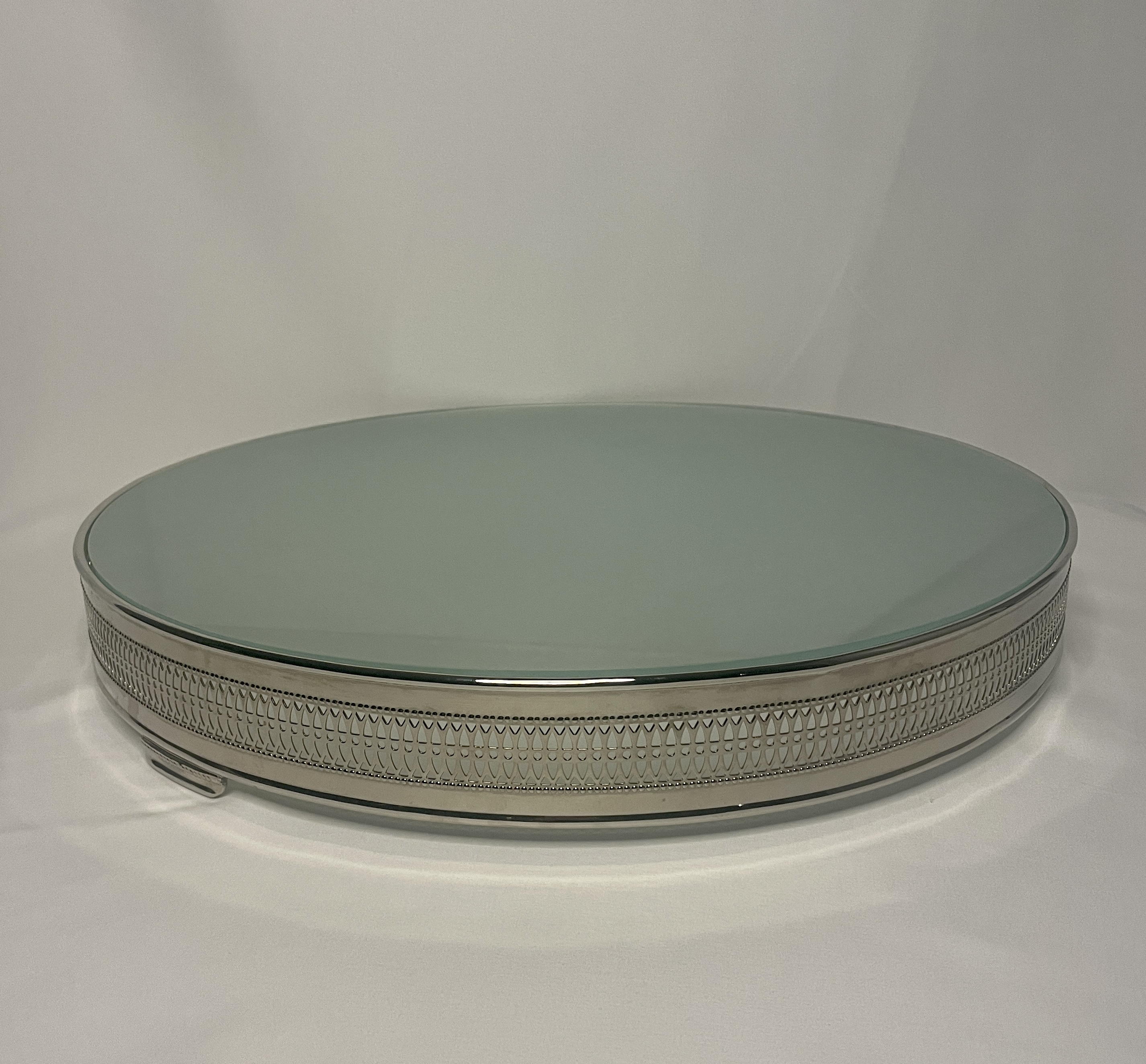 Silver & Frosted Glass Cake Plate | Simply Sophisticated Events & Rentals